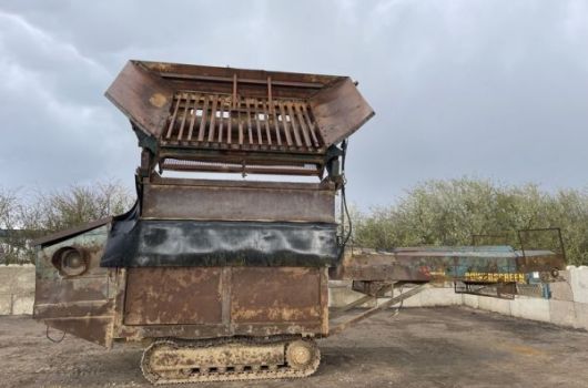 Powerscreen PowerTrack Box Screener - SJH-All Plant